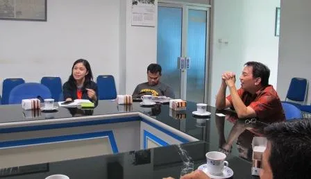 FOTO KUNJUNGAN MEDIA : Maxus Jakarta Kunjungi Solopos - Espos.id