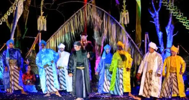 FOTO WISATA SEMARANG : Begini Megah Mahakarya Legenda Goa Kreo ...