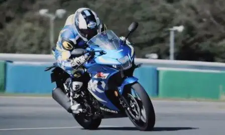 SEPEDA MOTOR TERBARU : Suzuki GSX-R150 Meluncur di Jerman Pakai Mesin ...