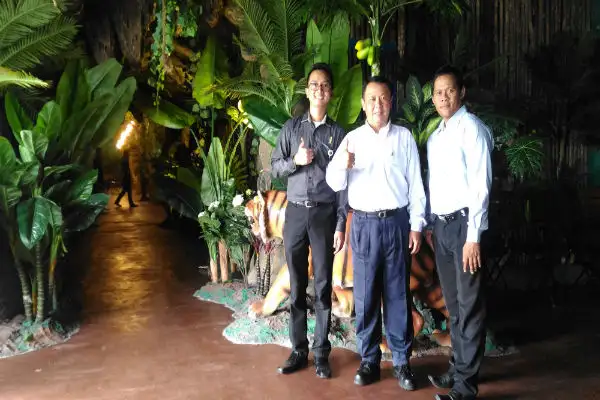 MALL DI JOGJA : Sajikan Cafe Hutan Hujan Tropis di JCM - Espos.id