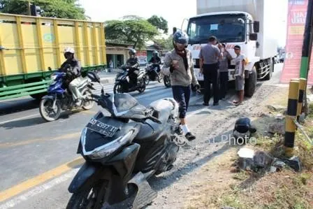 KECELAKAAN BOYOLALI : Rem Blong, Truk Tabrak 4 Motor di Bangjo Randusari - Espos.id