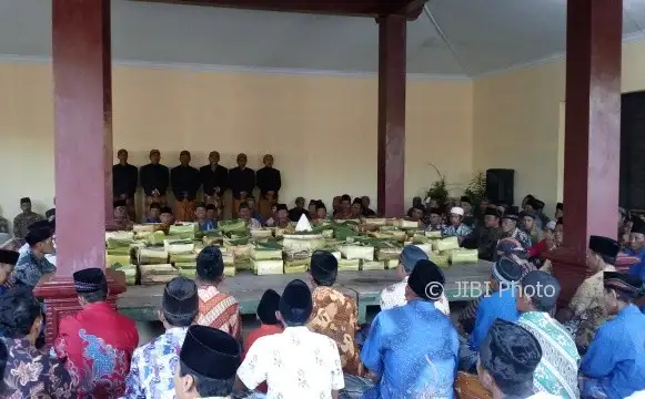 Tradisi Encek di Jenar Wonogiri, Simbol Syukur kepada Tuhan Yang Maha ...