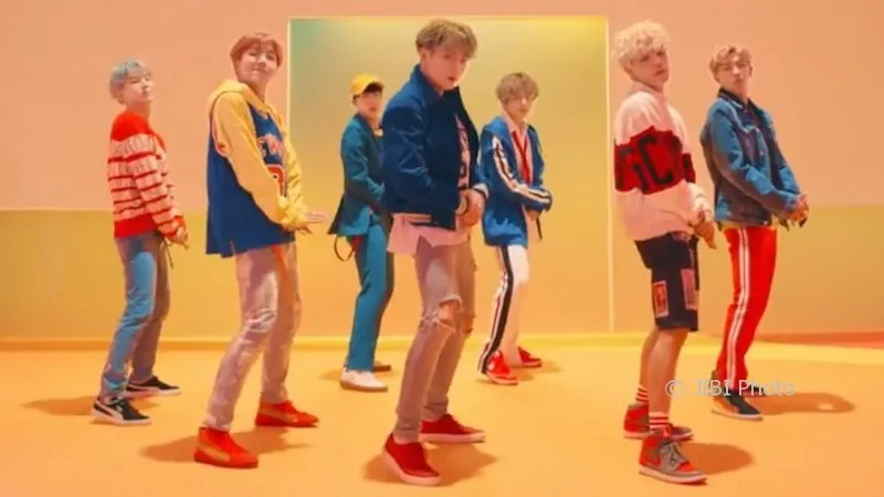 K-POP : DNA Milik BTS Masuk 100 Lagu Terbaik Billboard - Espos.id | Espos Indonesia dari Solo ...