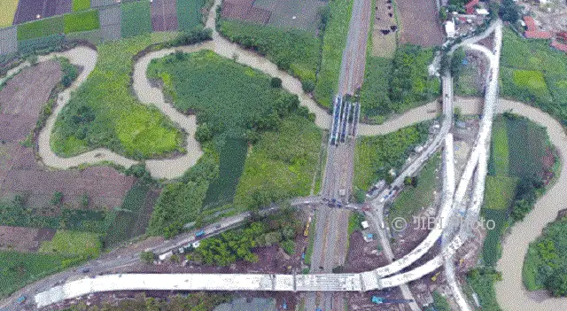 PEMBANGUNAN JATENG : 4 Flyover Diresmikan Bersamaan - Espos.id