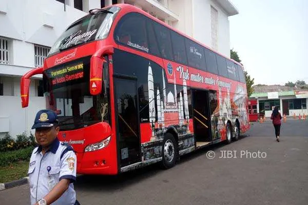 WISATA SEMARANG : Serunya Berkeliling Kota dengan Bus Tingkat - Espos ... WISATA SEMARANG : Serunya Berkeliling Kota dengan Bus Tingkat - Espos ...