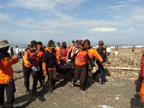 Pelajar Korban Tenggelam di Pantai Mangrove Ditemukan Nelayan - Espos.id