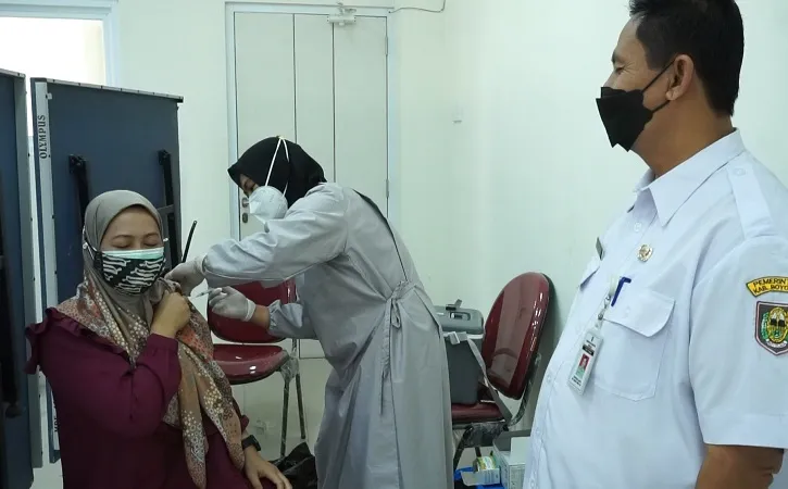 Pemkab Boyolali Gelar Vaksinasi, Sasarannya Pengelola Objek Wisata hingga Pemandu Lagu - Espos.id