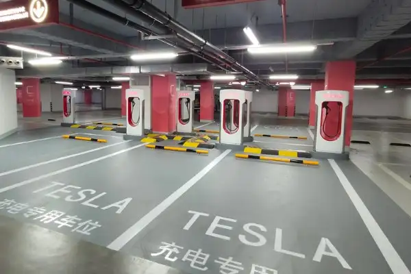 Tesla Pamerkan SPBU-nya Mobil Listrik, Begini Penampakkannya - Espos.id