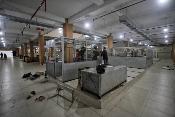 Saking Luasnya, Pengunjung Pasar Legi Solo Sampai Bingung Keluar Masuk - Espos.id