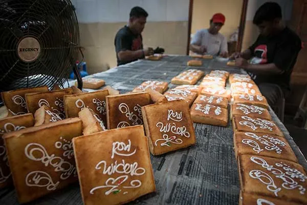 Melihat Produksi Roti Widoro, Oleh-Oleh Legendaris Khas Sukoharjo ...