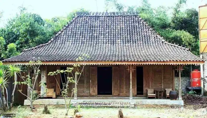Merekonstruksi Imajinasi Keindahan Omahe Simbah - Espos.id