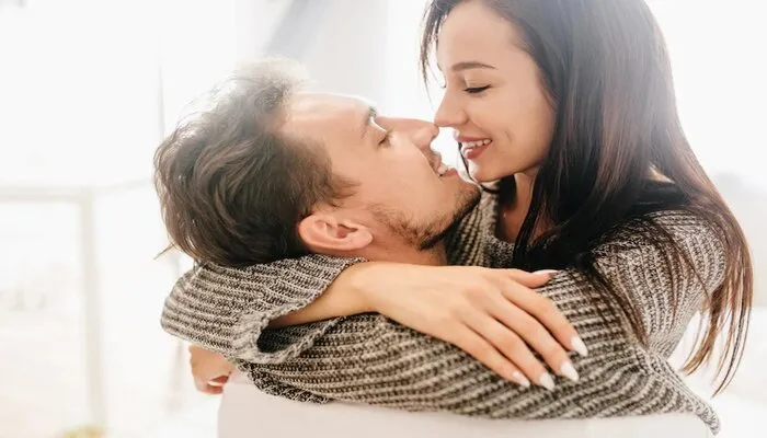 Posisi Lotus dalam Berhubungan Intim itu Seperti Apa? Ini Penjelasannya - Espos.id