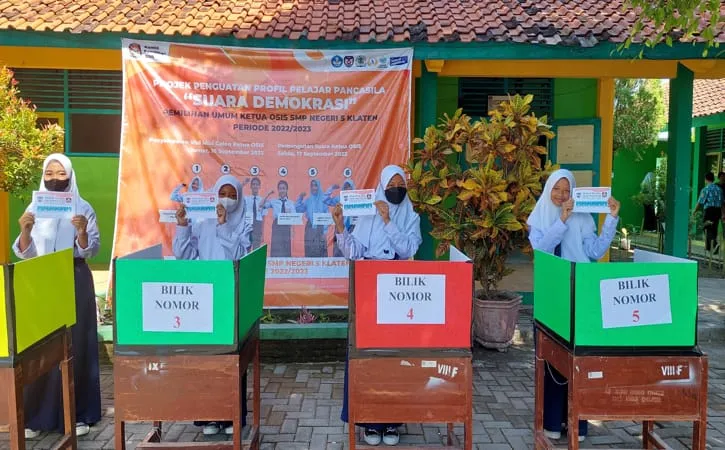 Belajar Demokrasi, Siswa SMPN 5 Klaten Pilih Ketua OSIS Ala Pemilu - Espos.id | Espos Indonesia ...