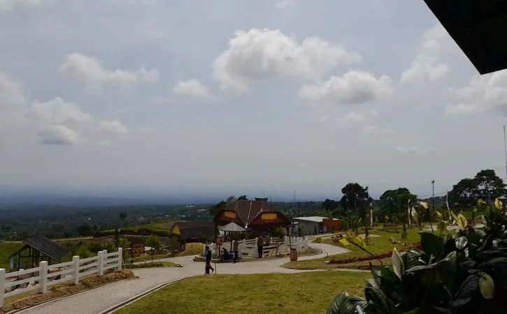 Pesona Cepogo Cheese Park di Boyolali: Suguhi Keindahan Alam Merbabu dan Merapi - Espos.id