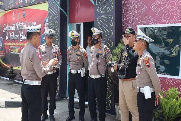 Polda Jateng Uji Coba ETLE Drone di Exit Tol Tingkir Salatiga - Espos.id