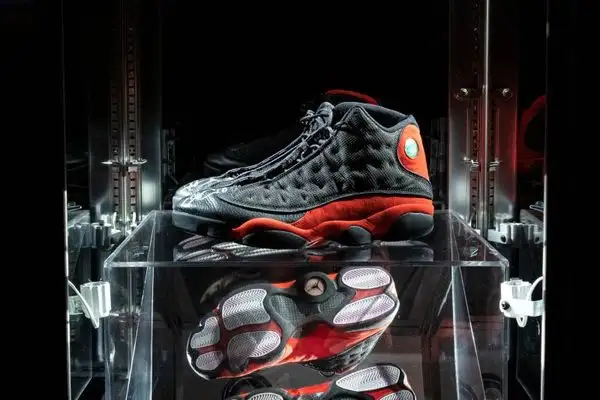 Wow! Sepatu Michael Jordan Laku Rp32,7 Miliar, Pecahkan Rekor - Espos.id