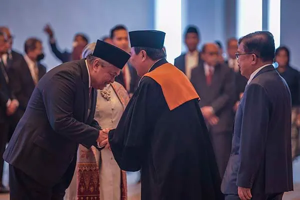 Selamat! Perry Warjiyo Resmi Dilantik Jadi Gubernur BI 2023-2028 - Espos.id