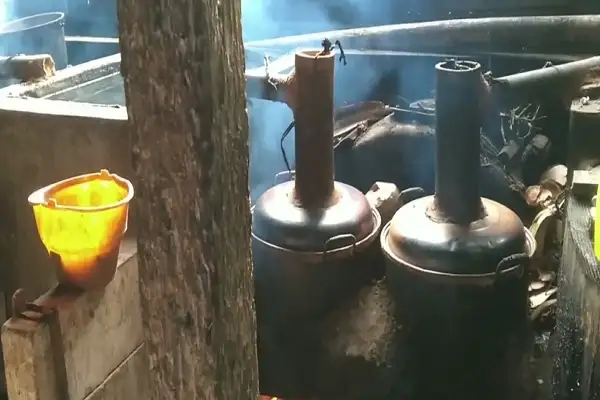 Fakta di Balik Pembuatan Ciu Banyumas, Miras Tradisional dari Daerah ...
