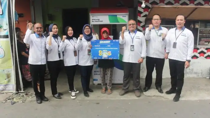 PNM Bagi-bagi Gerobak Usaha untuk Nasabah Seluruh Indonesia - Espos.id