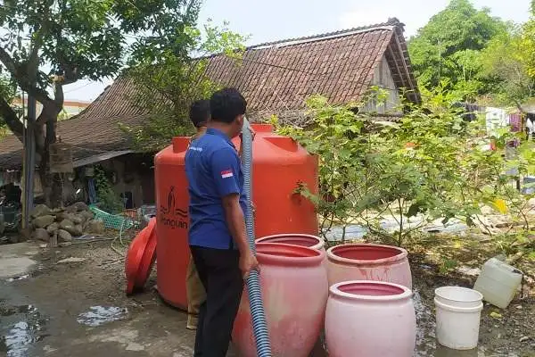 Semarang Kian Panas, Kekeringan Meluas di 8 Kelurahan - Espos.id