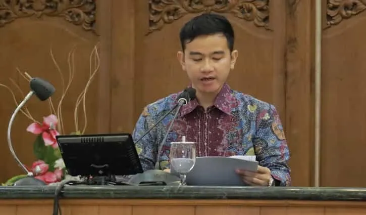 Cerita Molornya Rapat Paripurna DPRD Solo hingga Gibran Harus Menunggu ... Cerita Molornya Rapat Paripurna DPRD Solo hingga Gibran Harus Menunggu ...