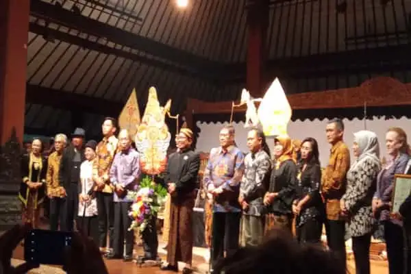 Ruwatan Massal dan Spirit Harmoni Dunia, Cara ISI Solo Peringati Hari Wayang - Espos.id