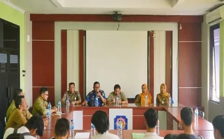 Bolos Sekolah, Puluhan Pelajar Madiun Terjaring Razia saat Nongkrong di Warung - Espos.id ...