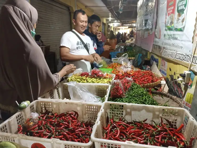 Harga Cabai di Karanganyar Sempat Nyaris Rp100.000/Kg, Kini Mulai Turun - Espos.id