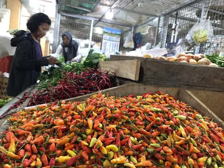Harga Bahan Pangan di Solo Melejit Jelang Ramadan, Cabai Tembus Rp90.000/kg - Espos.id