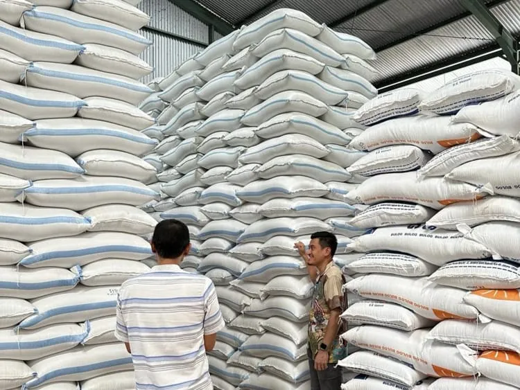 Bulog Jamin Stok Beras Nasional Aman Hingga Akhir Ramadan - Espos.id