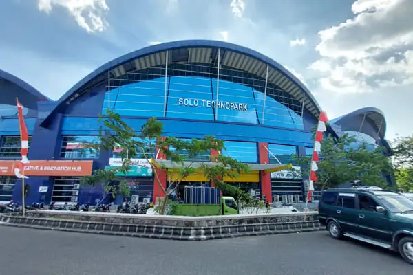 Punya 4 Fasilitas Utama, Indosat akan Bangun Pusat AI di Solo Technopark 2025 - Espos.id