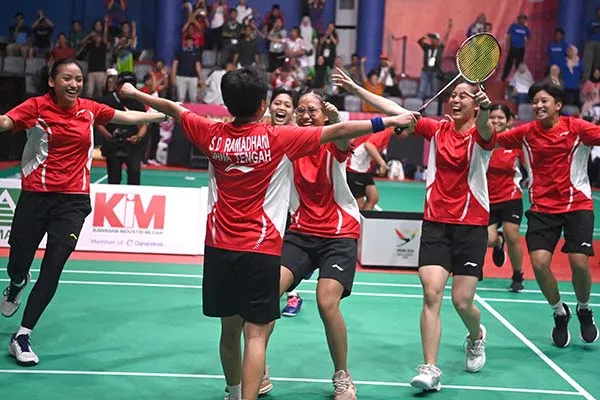 Tim Bulu Tangkis Putri Jateng Sumbang Medali Emas Nomor Beregu PON XXI - Espos.id