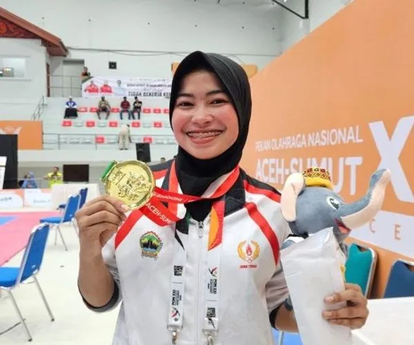Pindah dari Taekwondo, Cut Dini Persembahkan Emas dari Hapkido untuk Jateng - Espos.id