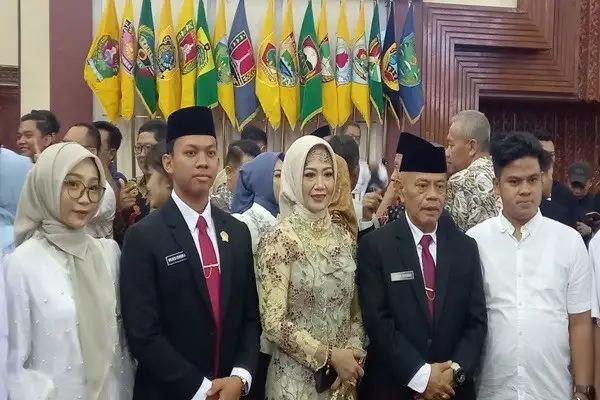 Berusia 21 Tahun, Ini Dia Sosok Anggota Termuda DPRD Jateng 2024-2029 - Espos.id