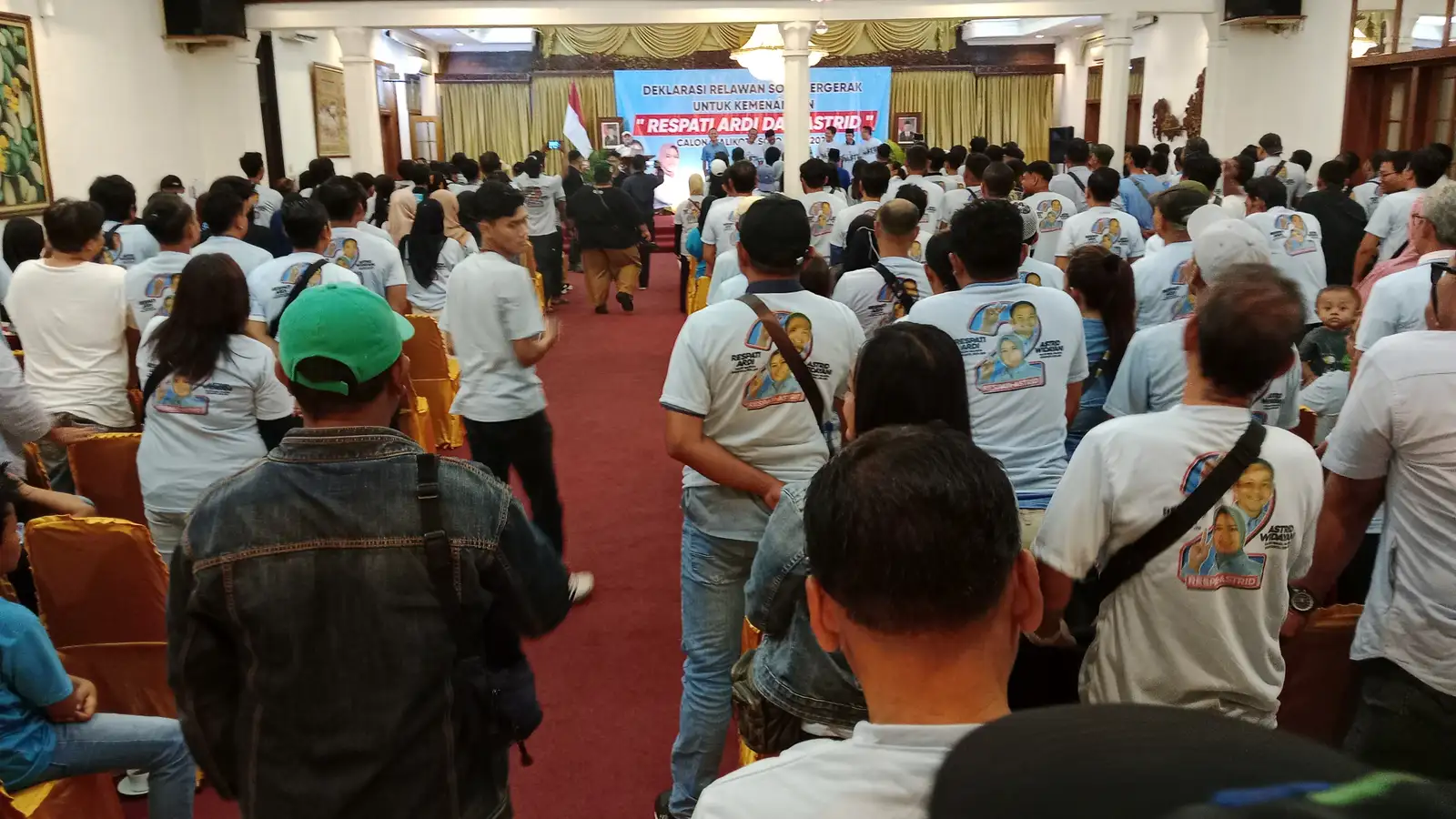 Relawan Solo Bergerak Tegak Lurus Siap Menangkan Respati-Astrid - Espos.id