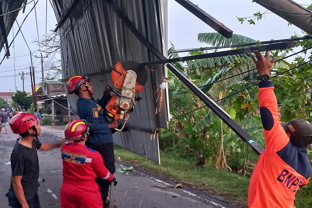 4 Kecamatan di Klaten Terdampak Angin Ribut - Espos.id