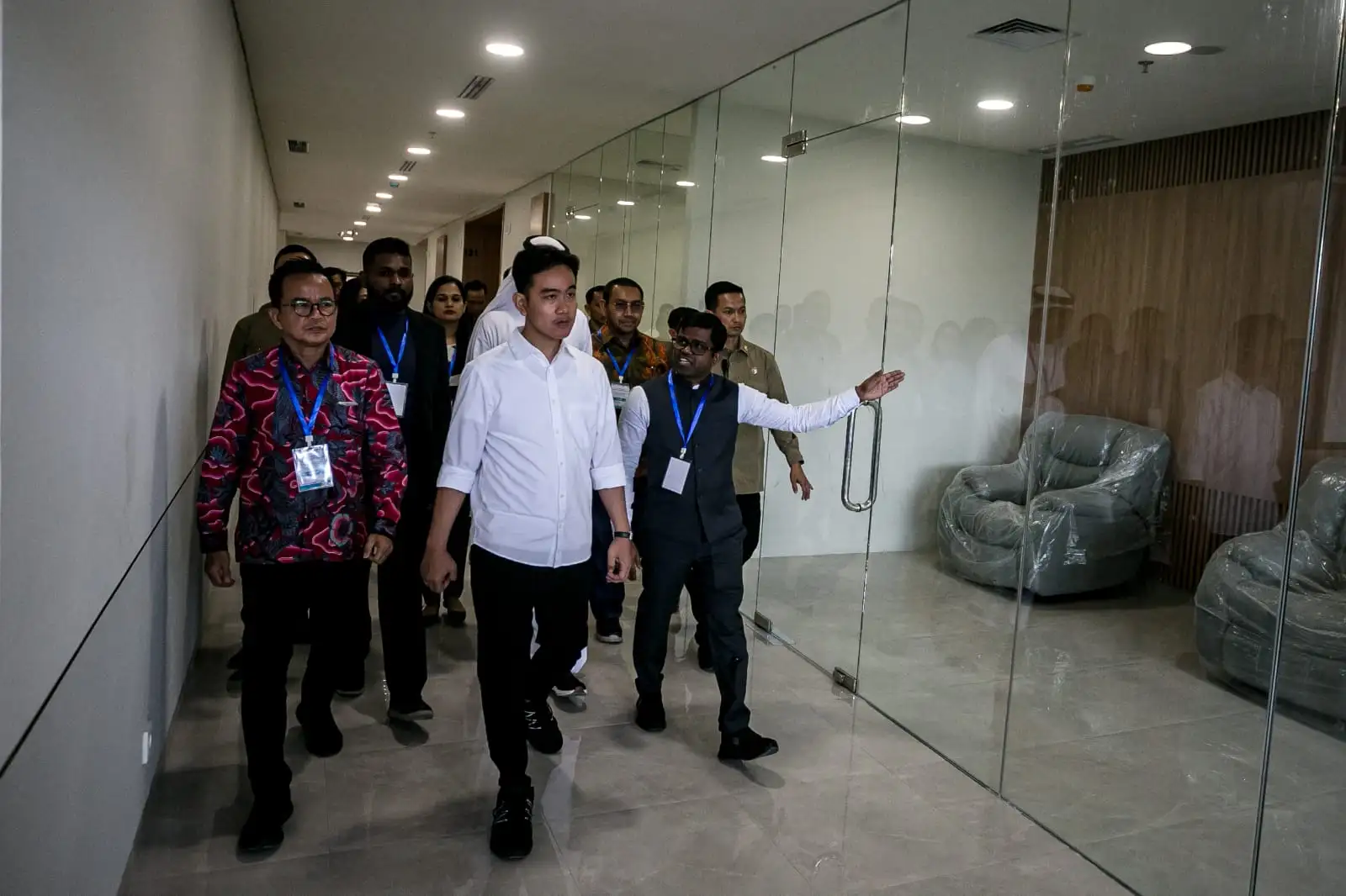 Ditinjau Gibran di Solo, RS Kardiologi Emirates-Indonesia Siapkan SDM ...