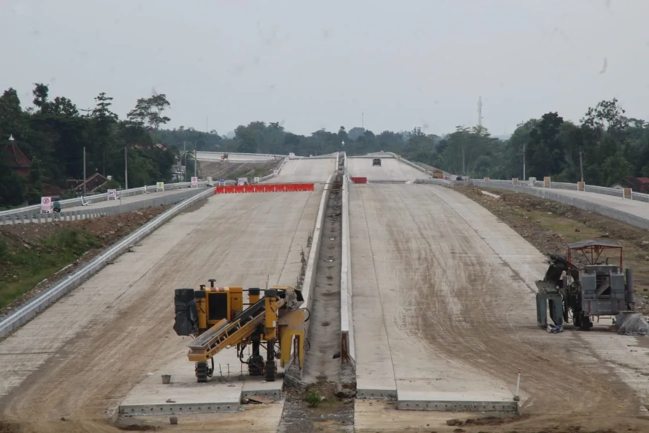 Beroperasi 12 Jam/Hari selama Nataru 2025, Tol Klaten-Prambanan Ready 24 Jam - Espos.id
