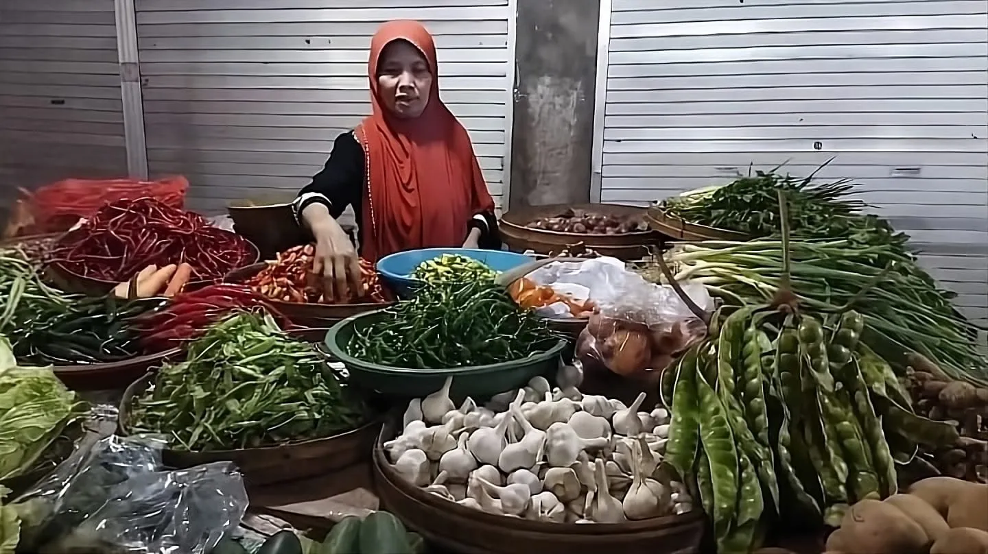 Waduh, Harga Cabai di Magetan Merangkak Naik Jelang Nataru 2025 - Espos.id