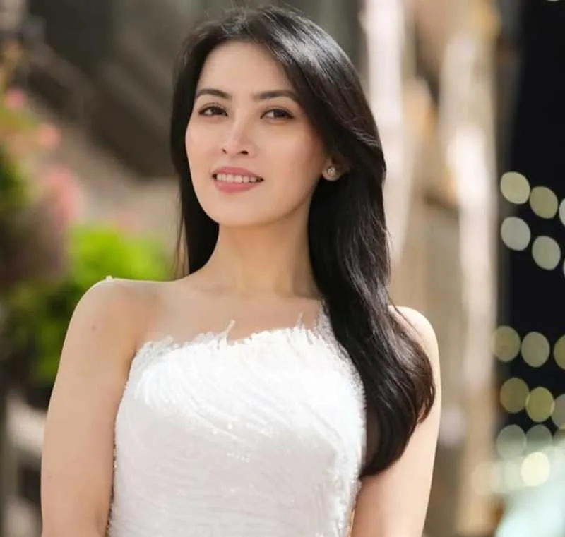 Siapa Lina Priscilla? Berikut Ini Profilnya - Espos.id