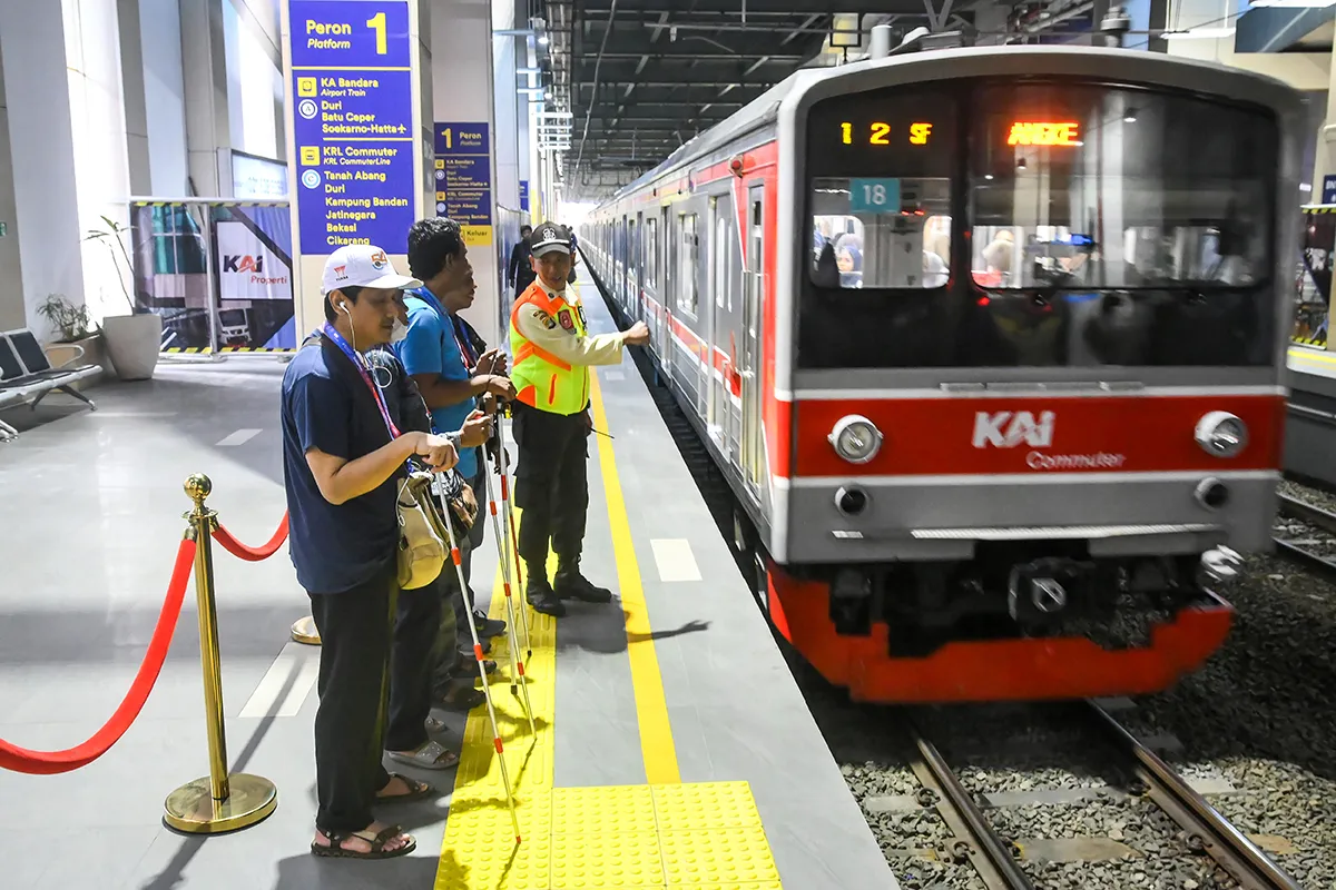 KAI Commuter Luncurkan Kartu Disabilitas untuk Penumpang Difabel Mengakses KRL - Espos.id