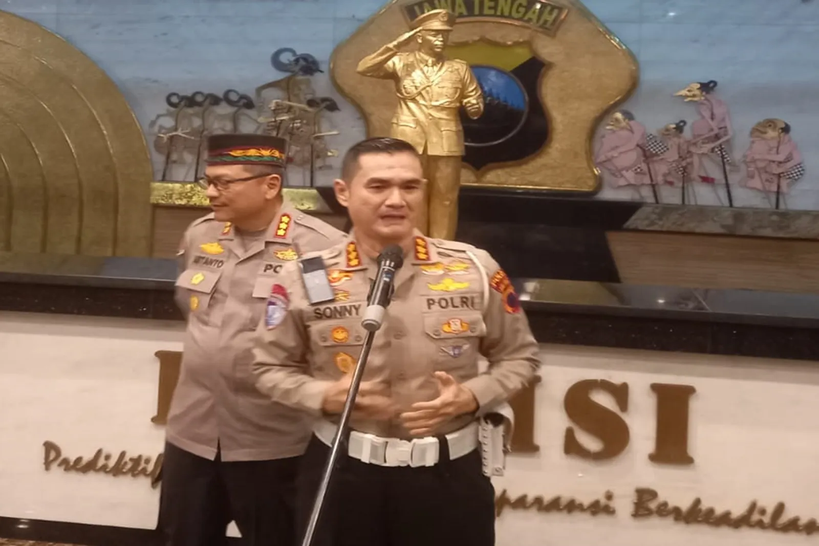 Mudik Lebaran 2025: Polda Jateng Siapkan Skema One Way di Tol Semarang - Espos.id