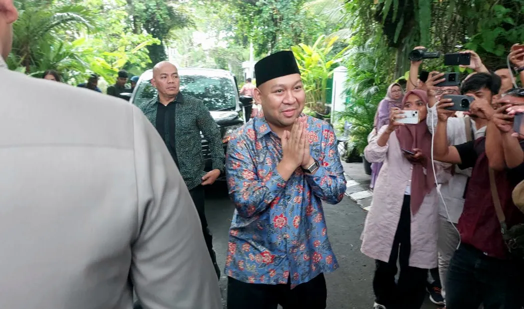 Pejabat Pusat hingga Daerah Silaturahmi Idulfitri ke Rumah Jokowi di Solo - Espos.id