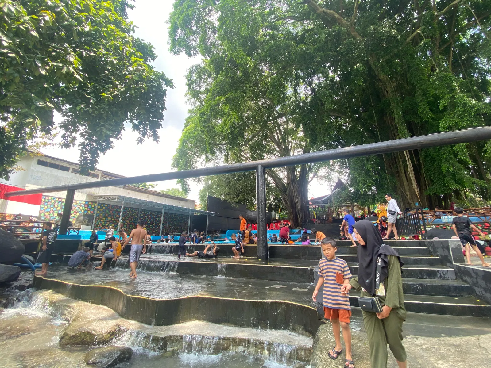 Hari Kedua Lebaran, Wisatawan Lokal dan Luar Kota Serbu Panorama Boyolali - Espos.id