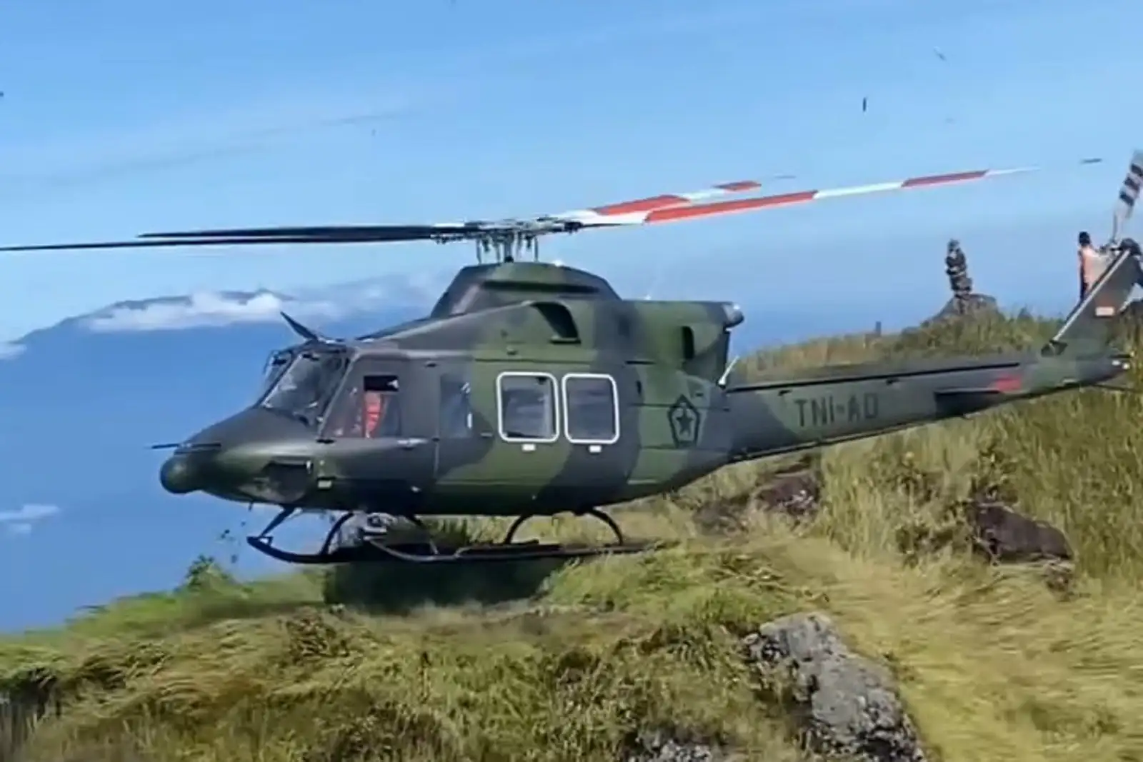 Viral Video Helikopter Jemput Pendaki di Gunung Ungaran, Ini Faktanya ...
