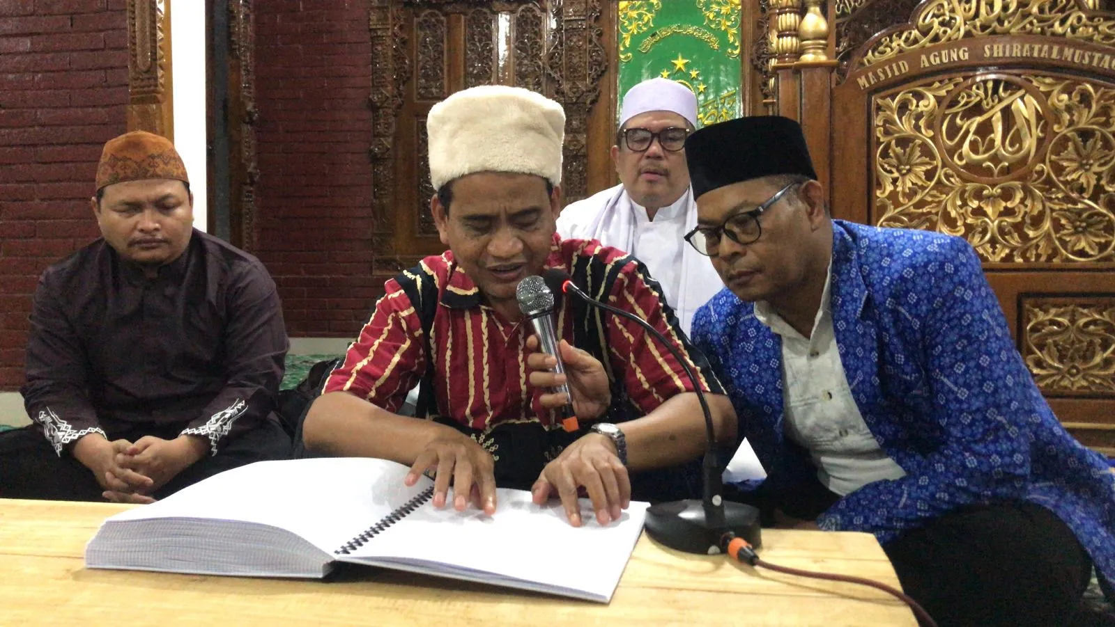 Perda Ini Wajibkan Pemkab Boyolali Sediakan Kitab Suci Ramah Disabilitas - Espos.id