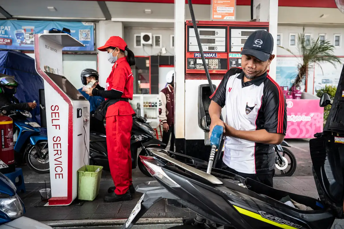 Pertamina Resmi Naikkan Harga BBM Nonsubsidi per 1 Juli 2025 - Espos.id