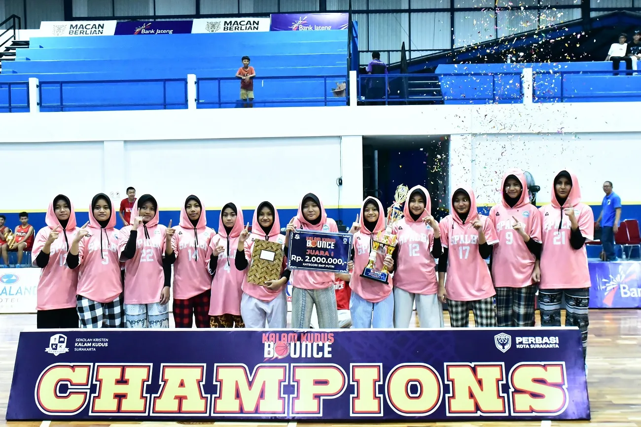 SMP ABBS Surakarta Borong Piala Turnamen Basket Kalam Kudus Bounce 2025 ...