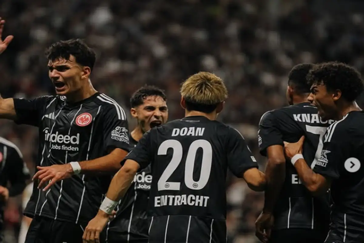 Klasemen Lengkap Liga Champions 2025/2026: Frankfurt di Puncak, PSG Menguntit - Espos.id