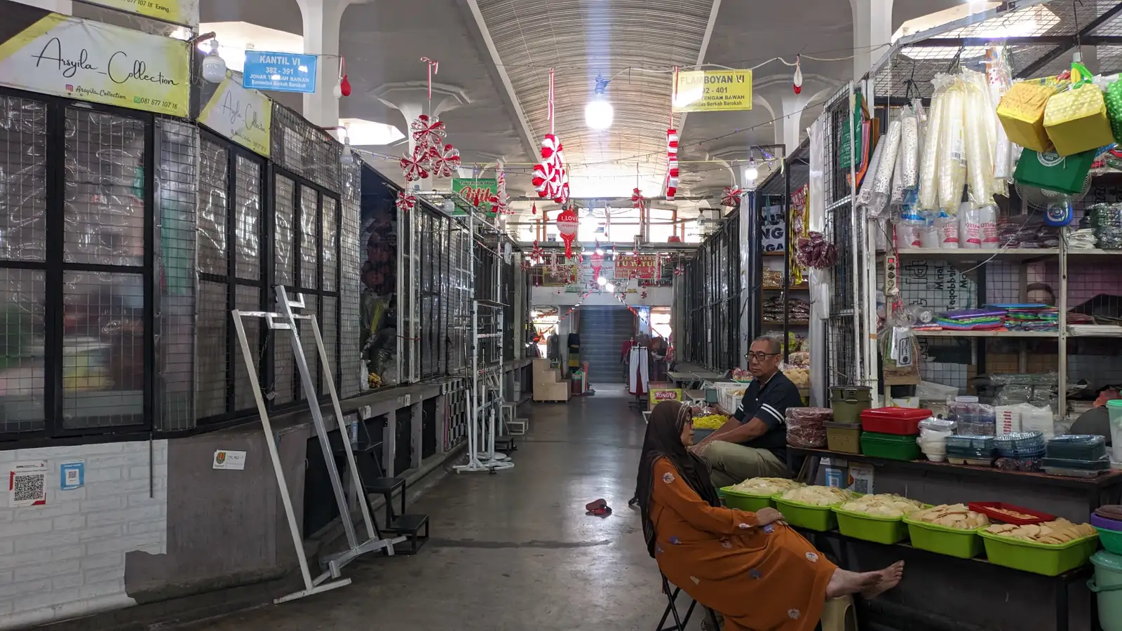 Pasar Johar Semarang, Sang Legendaris yang Kini Mulai Kehilangan Riuh ...